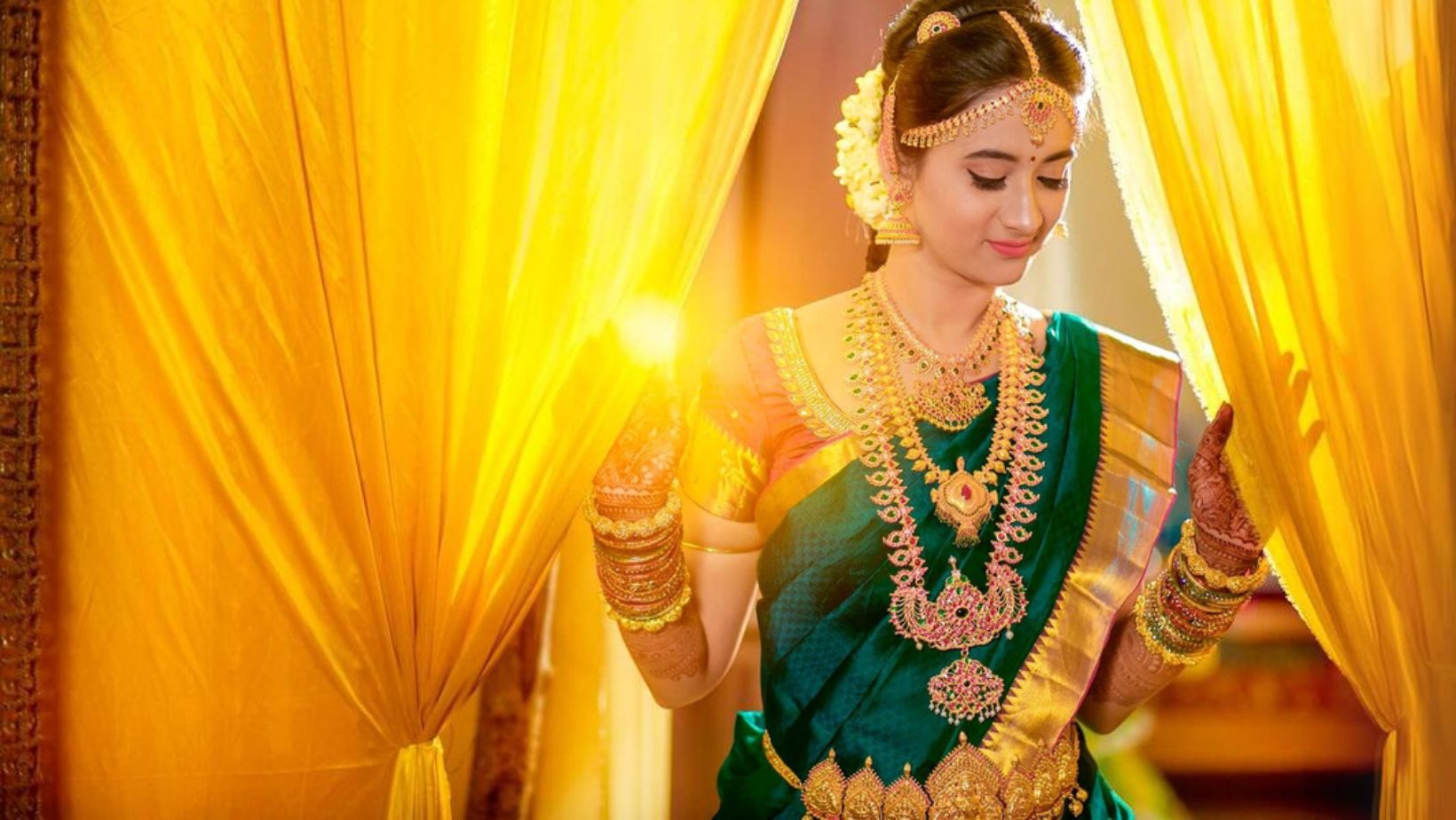 The Timeless Elegance of South Indian Sarees: A Dive into Tradition ...