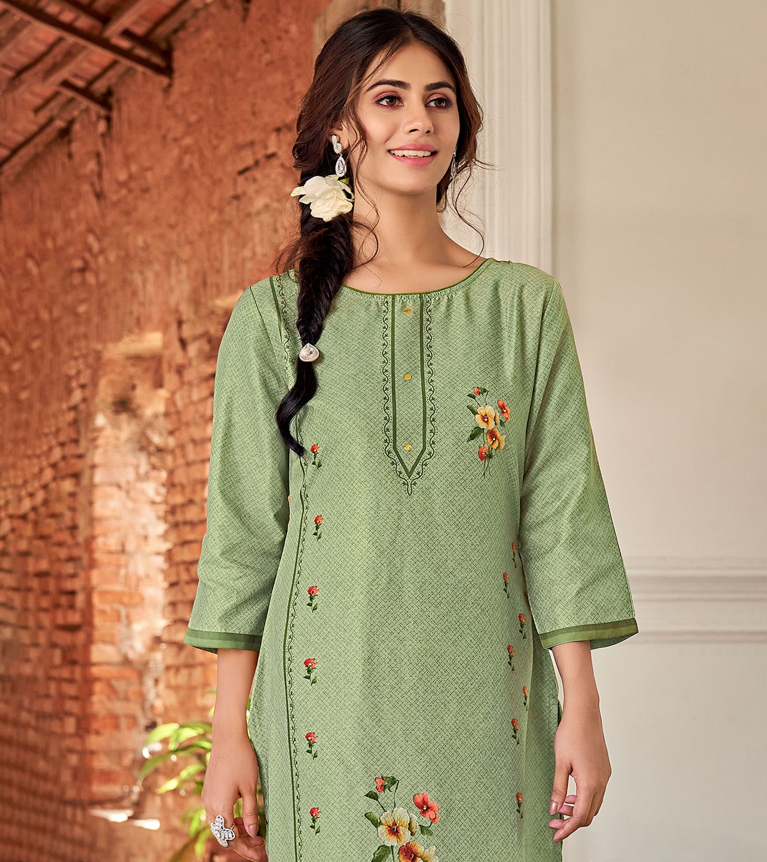 Kurtis Collection - Stylish Ethnic Tops for Women | Laxmipati ...